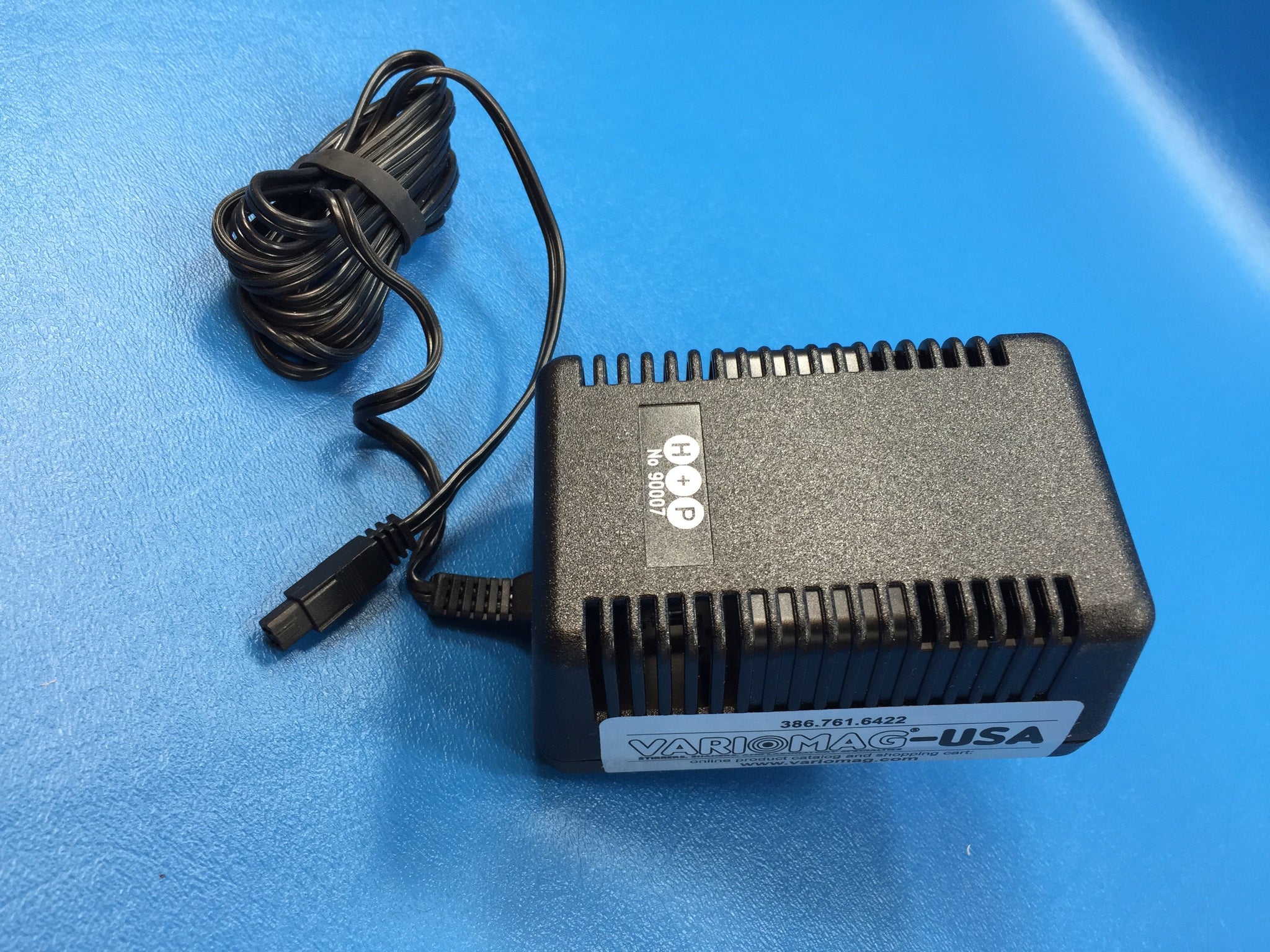 Monoshake AC Power Supply (230 VAC) – Variomag-USA